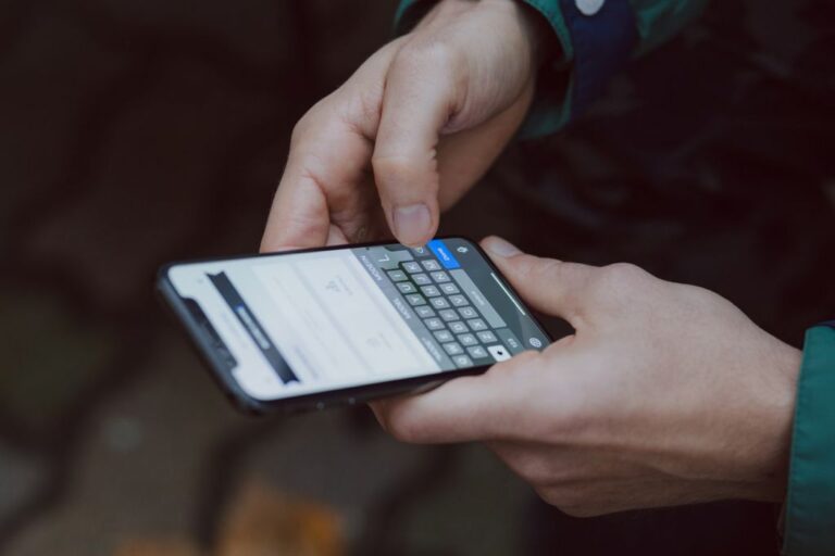 The best way to target comms to specific employee segments - Oak Engage ...